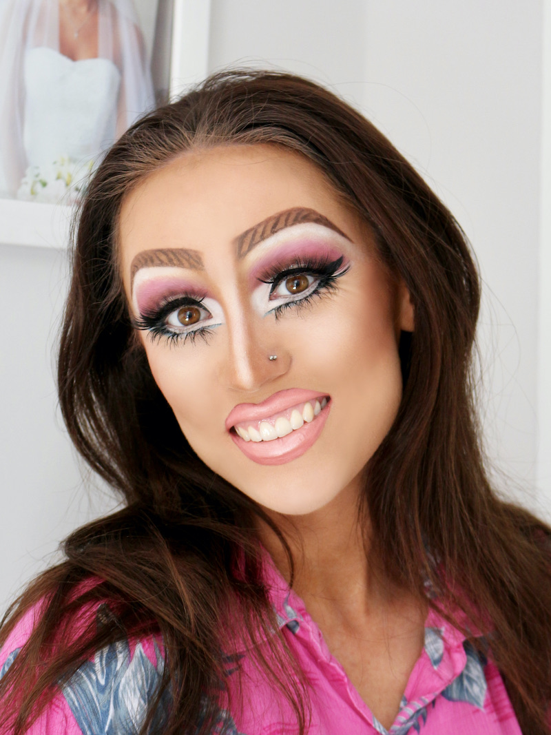 Drag Qeen Services London Drag Queen Makeup