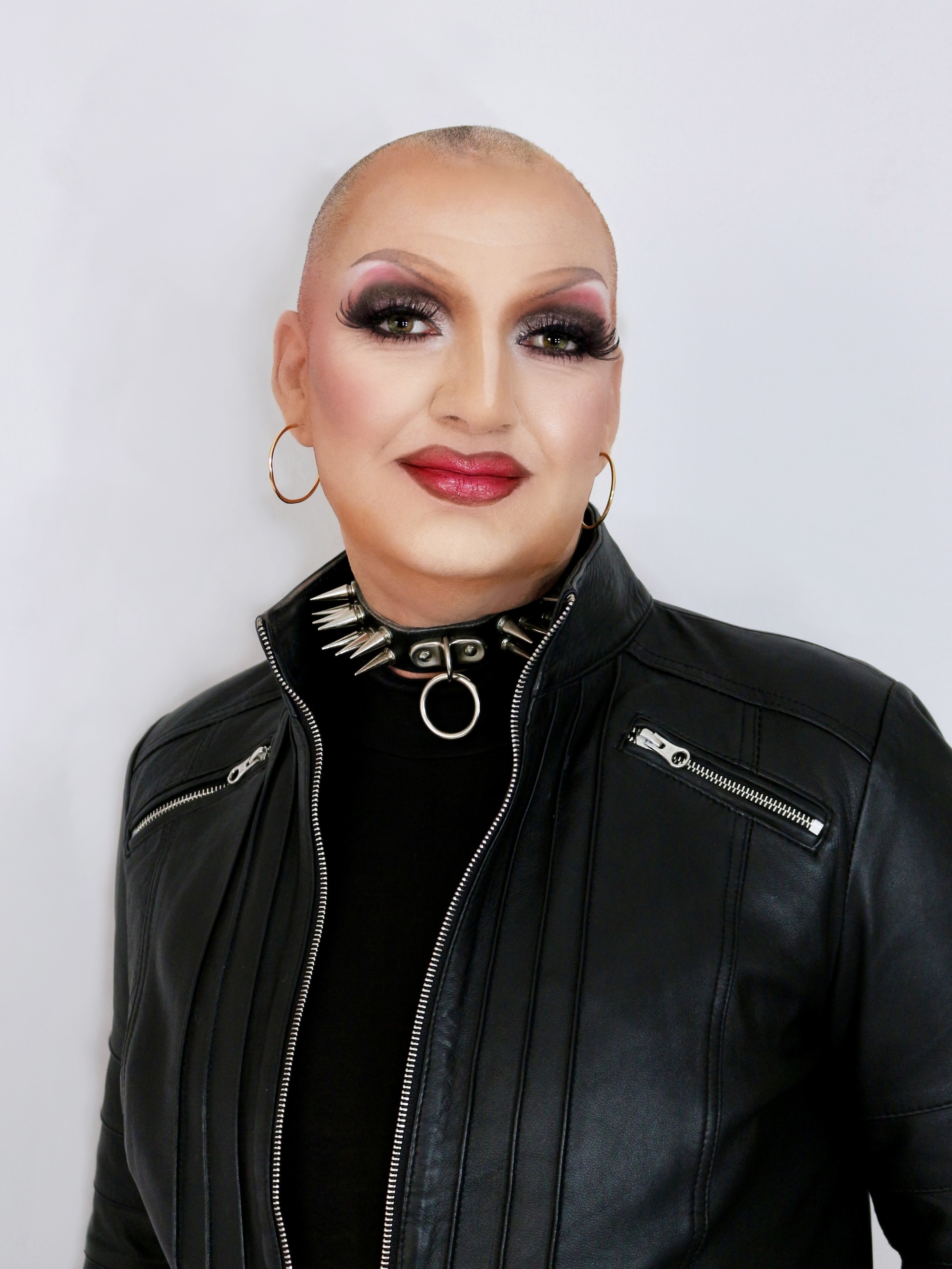 Drag Qeen Services London Drag Queen Makeup